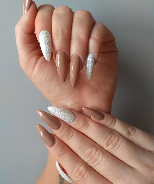 Uñas beige - ModaEllas.com